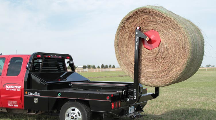 660 Bale Loader | Dakota Fluid Power