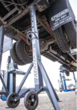 maha-mobile-column-lift-accessories | Dakota Fluid Power