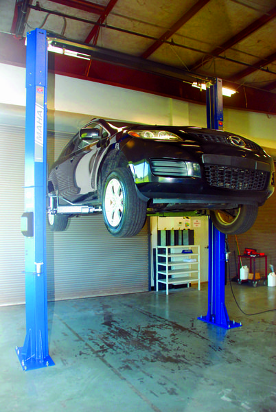maha-automotive-2-post-lift | Dakota Fluid Power